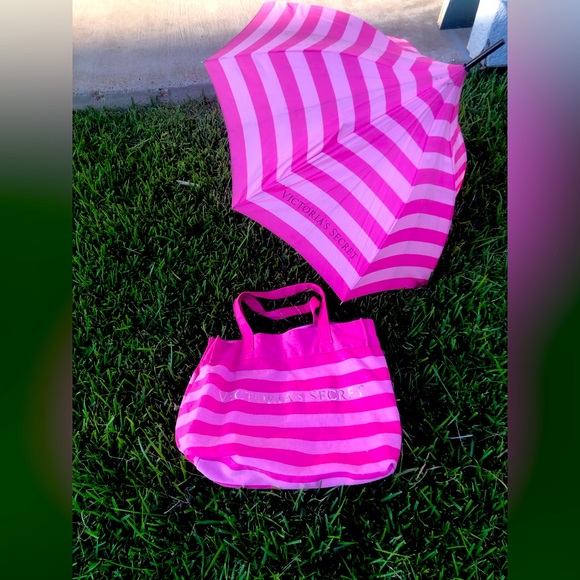 Victoria's Secret | Accessories | Victorias Secret Iconic Signature ...